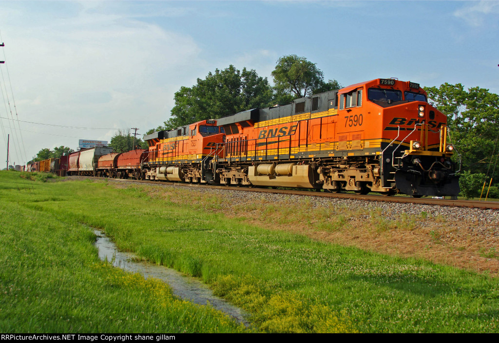 BNSF 7590!
